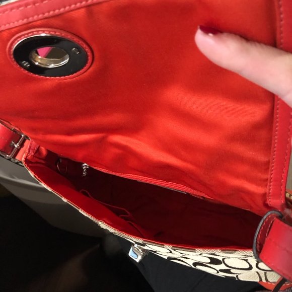 Coach | Bags | Coach Signature Cs Hampton Purse | Poshmark